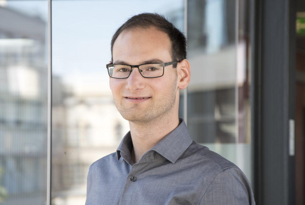 About us - DoellerLab